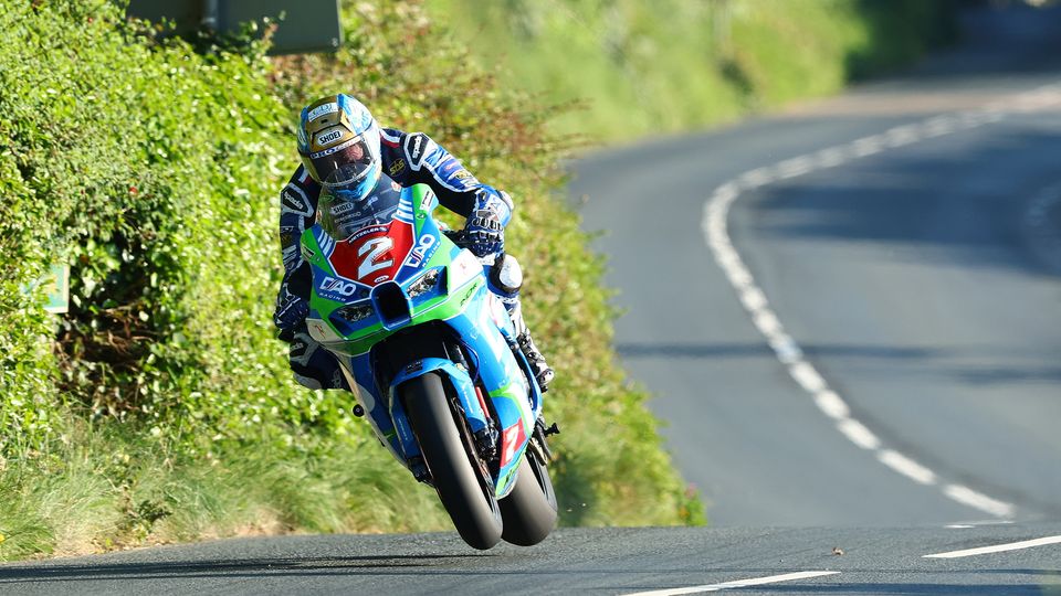 FuelUniverse >> Michael Dunlop igualó a McGuinness en victorias; podios ...